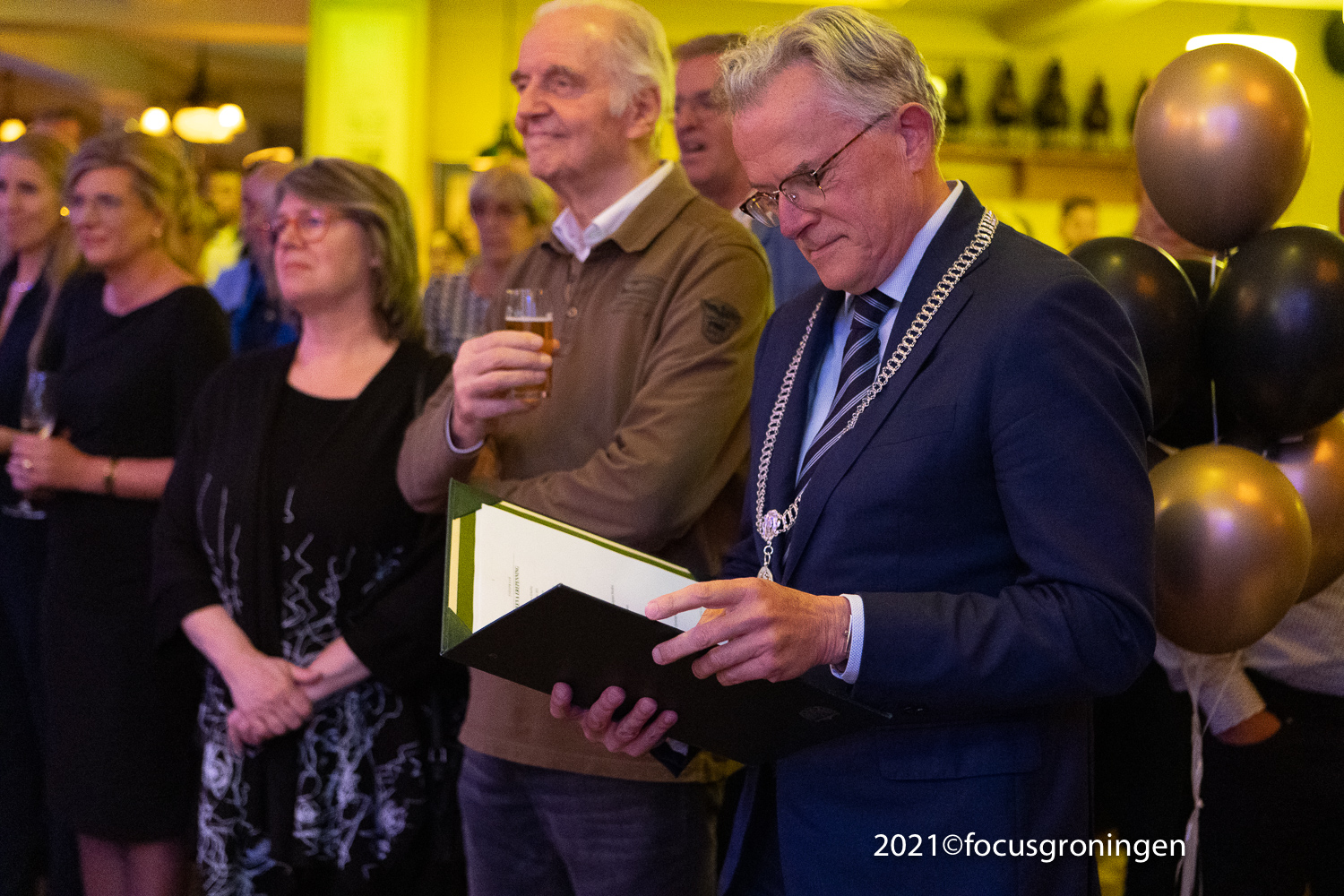 Erepenning Groningen voor jubilerend WEEVA - FocusGroningenFocusGroningen